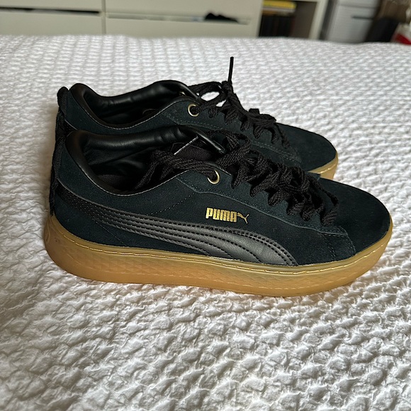 Puma | Shoes | Puma Black And Tan Platform Sneakers | Poshmark